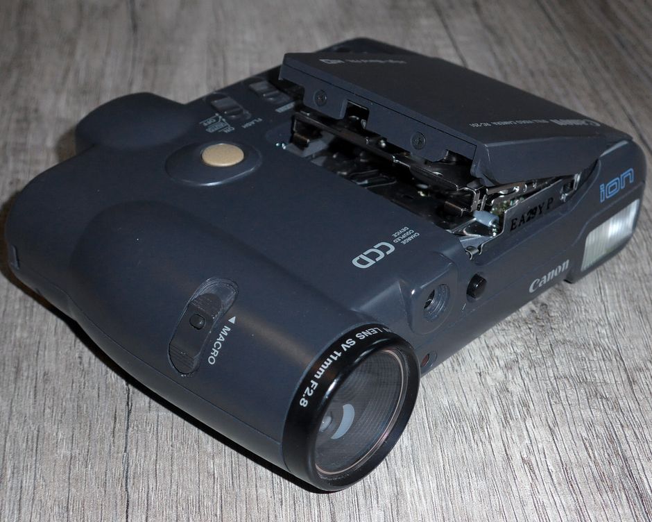 Canon ION RC-251 C. Zahn - Digitalkamera-Museum